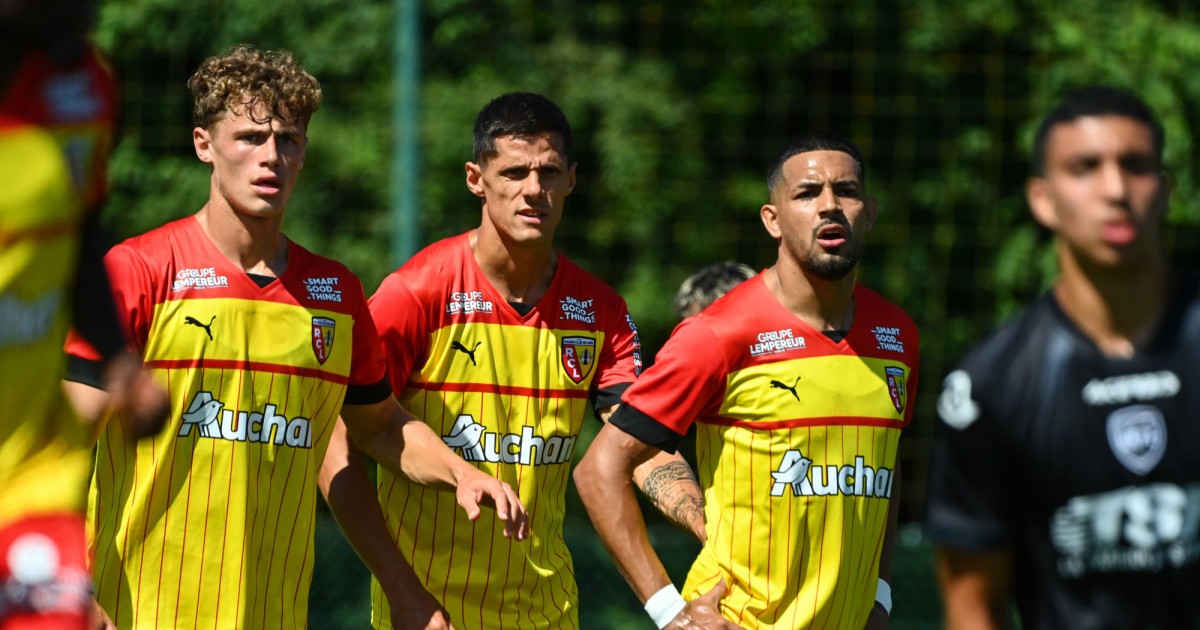 RC Lens Mercato : Un attaquant du RCL dans le viseur de l'OGC Nice