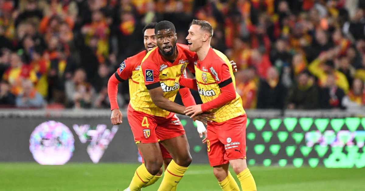 Mercato RC Lens : Le RCL officialise une prolongation en défense