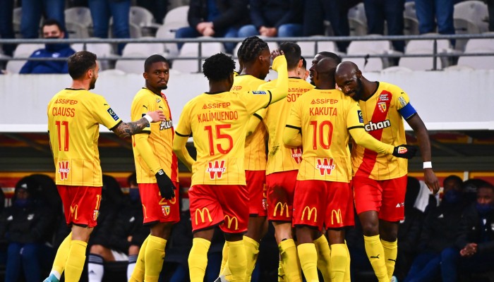 RC Lens : Le RCL lâché par ses supporters face au FC Metz